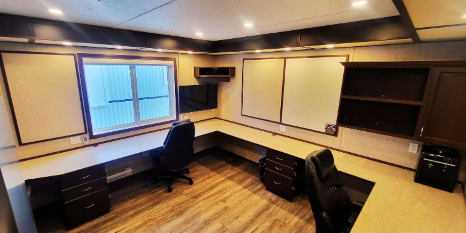 14wide Custom Drilling Command Center - Hart Oilfield Rentals